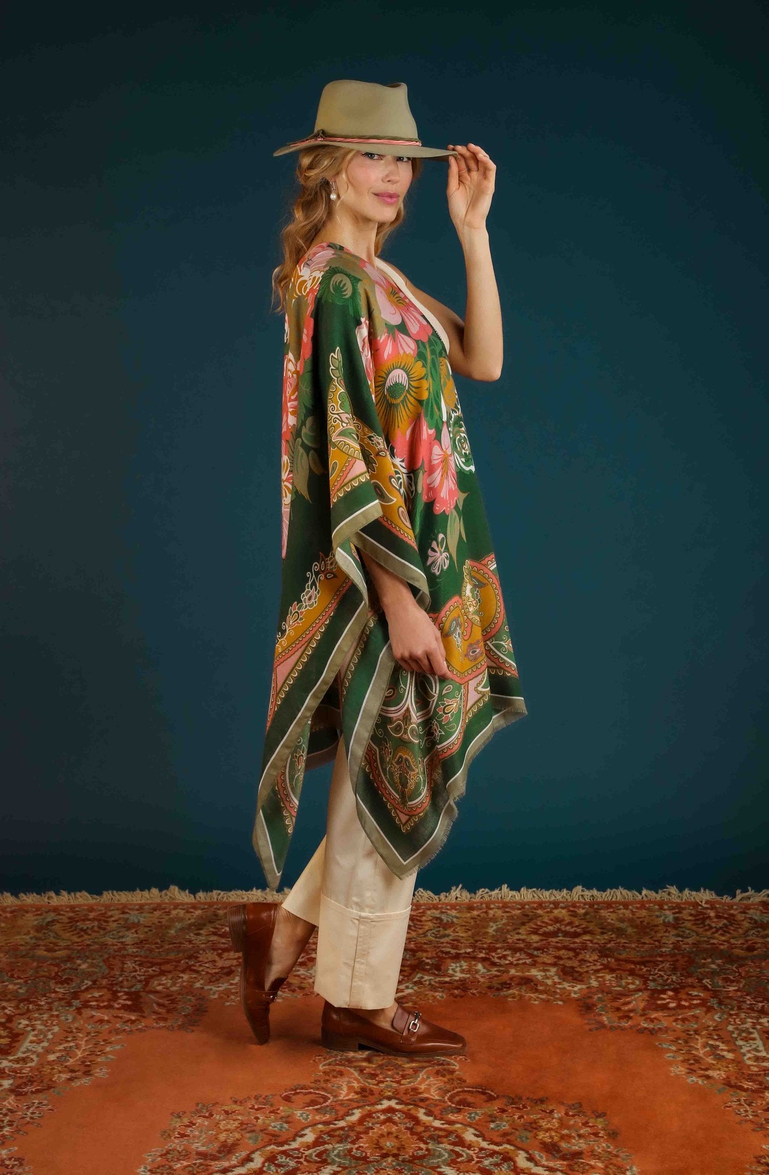 Clothing & Accessories – Mint Museum Store